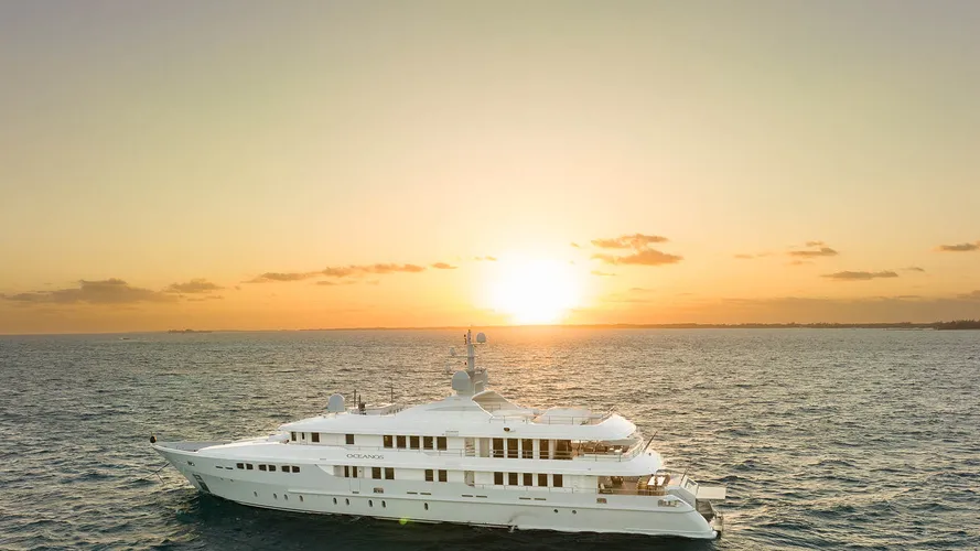 OCEANOS yacht for charter (Mondomarine, 49.23m, 2006)